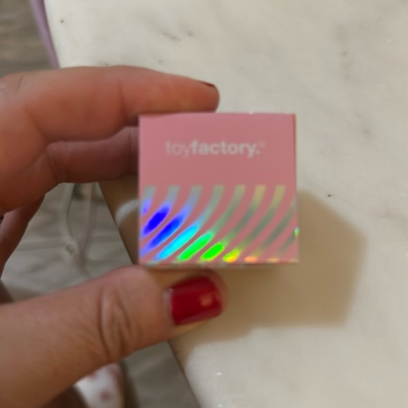 toy factory | Makeup | Toy Factory Loose Translucent Powder | Poshmark